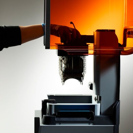 Formlabs Form 4 - Complete Package - Advent 3D